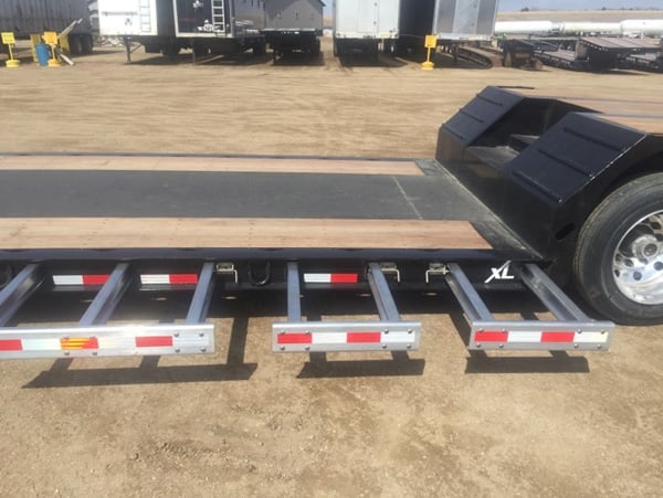 Aluminum Pullouts | Prairie Trailer | Morris, Minnesota | Truck ...